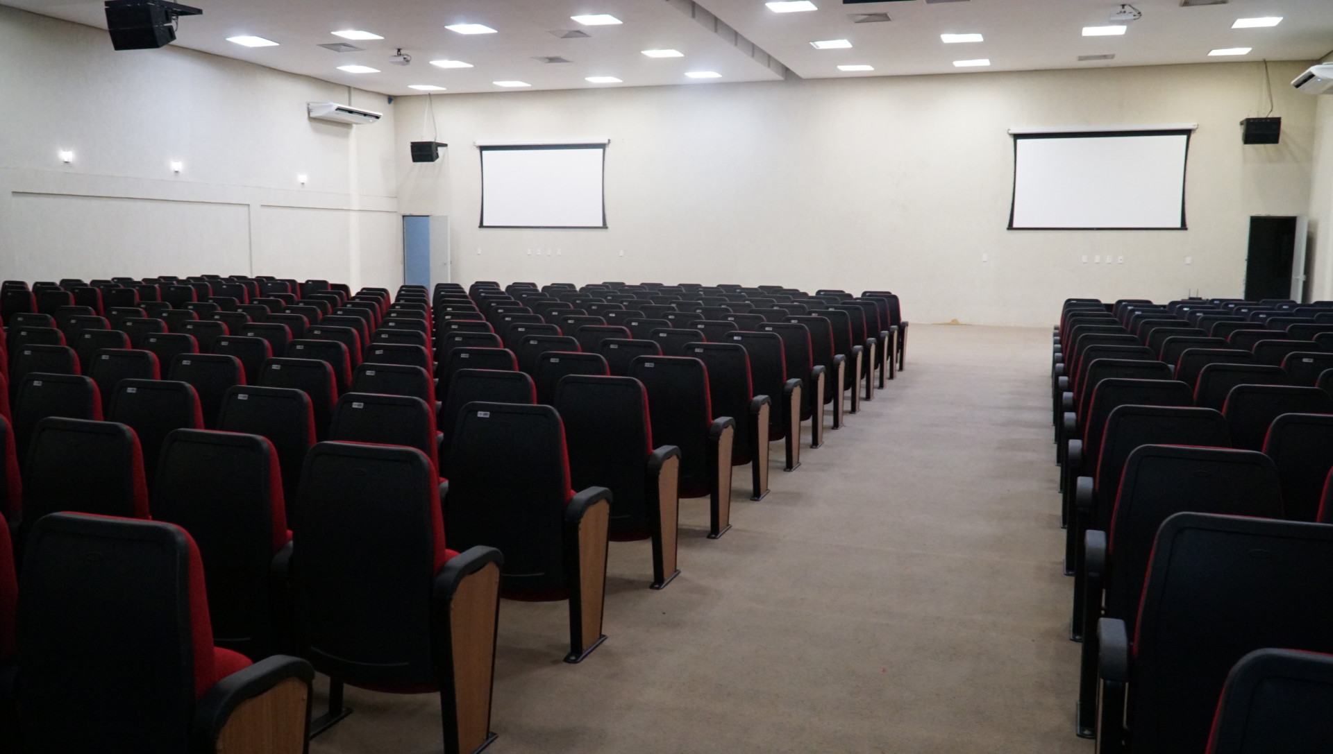 Visita ao complexo Multicenter Negócios e Eventos do Sebrae/MA ...